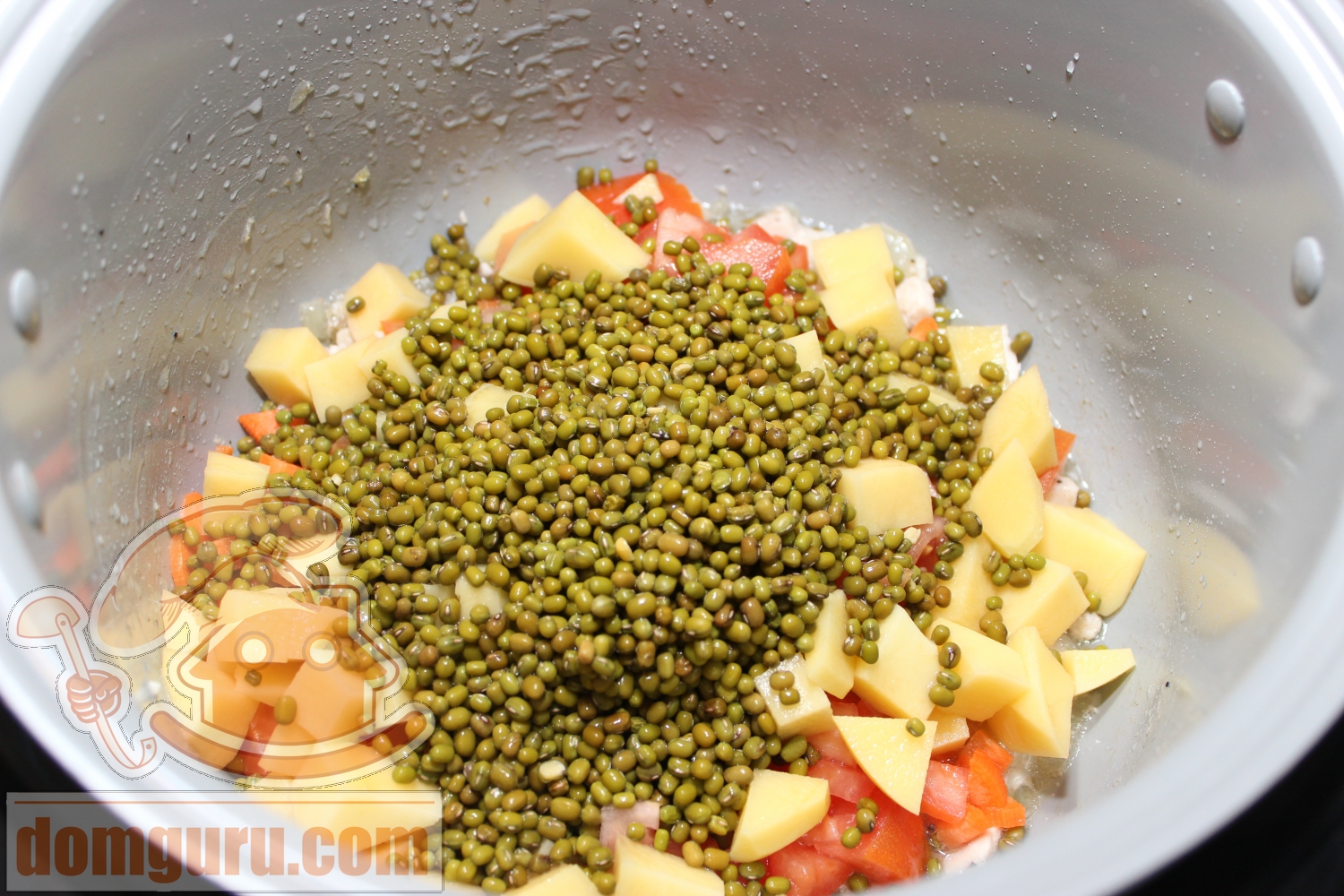 Маш с овощами в мультиварке - кулинарный рецепт.
